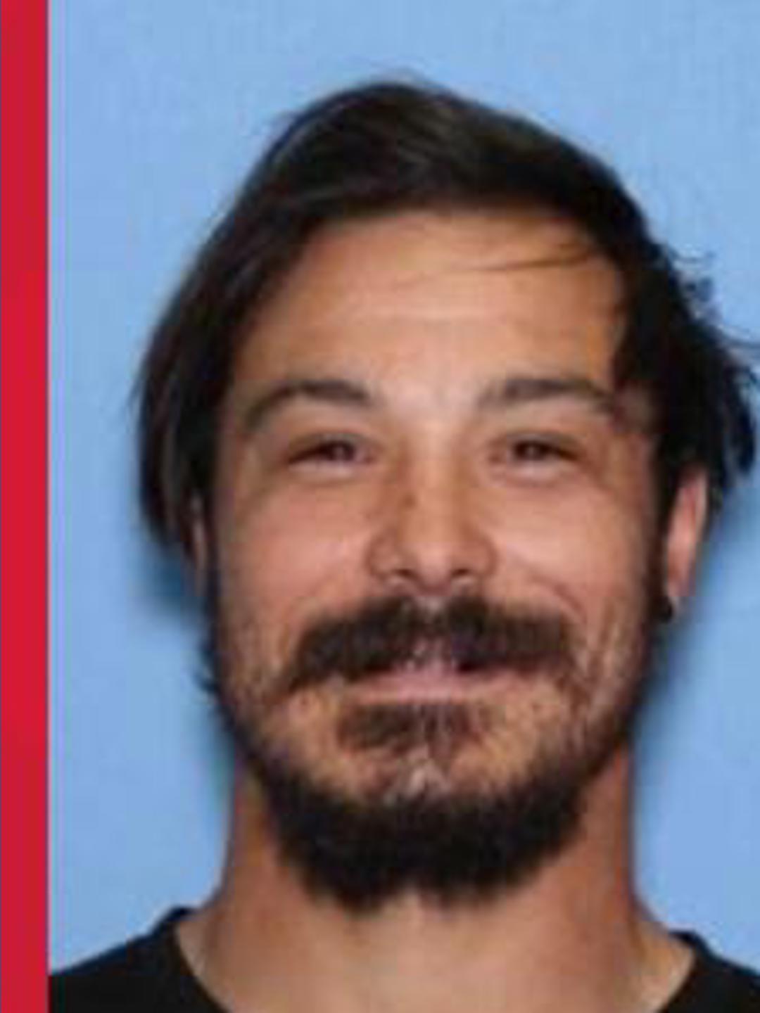 What we know | The search for Travis Decker continues after 3 girls ...