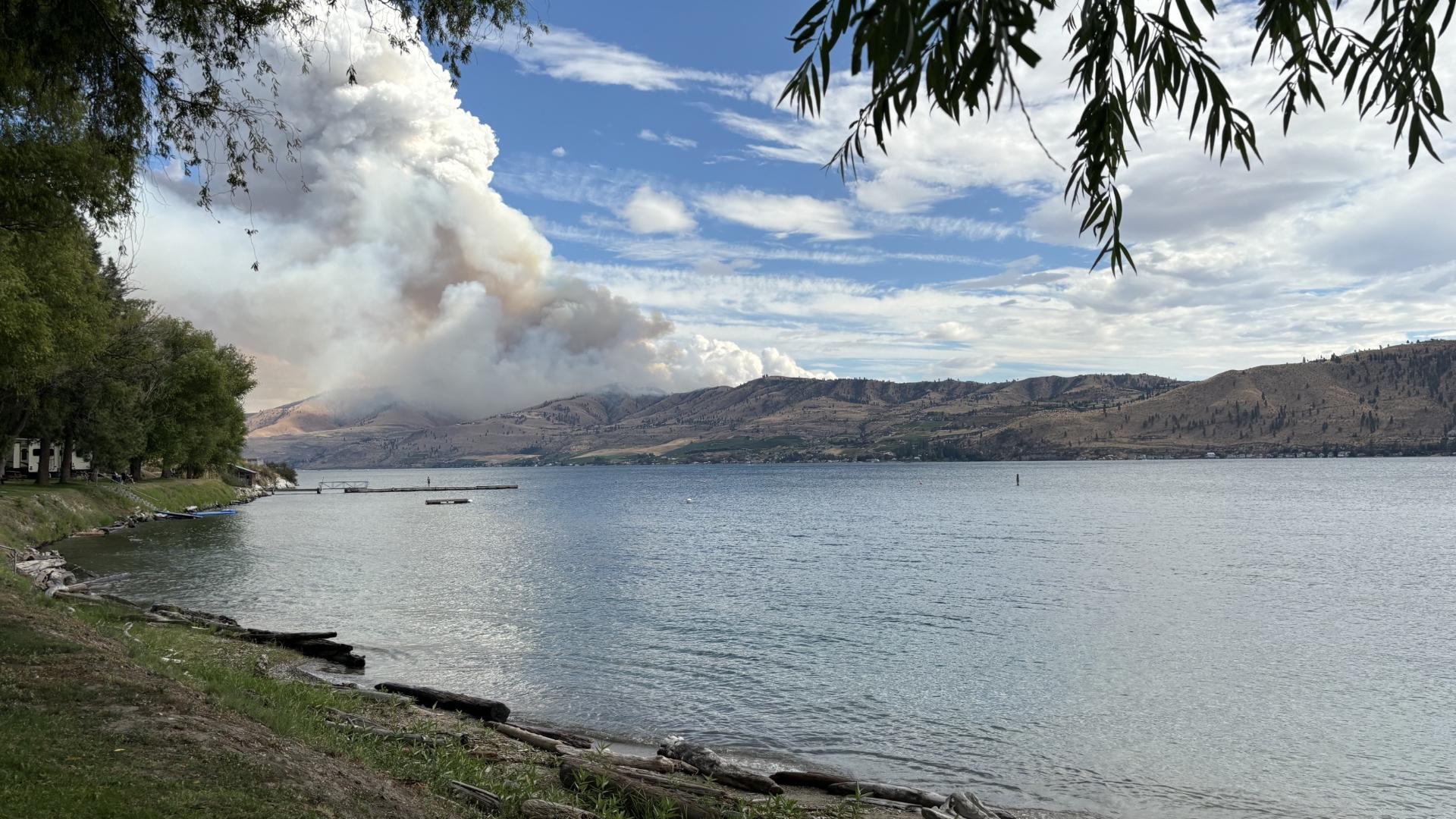 Fire burning in Chelan prompts evacuation notices | kgw.com