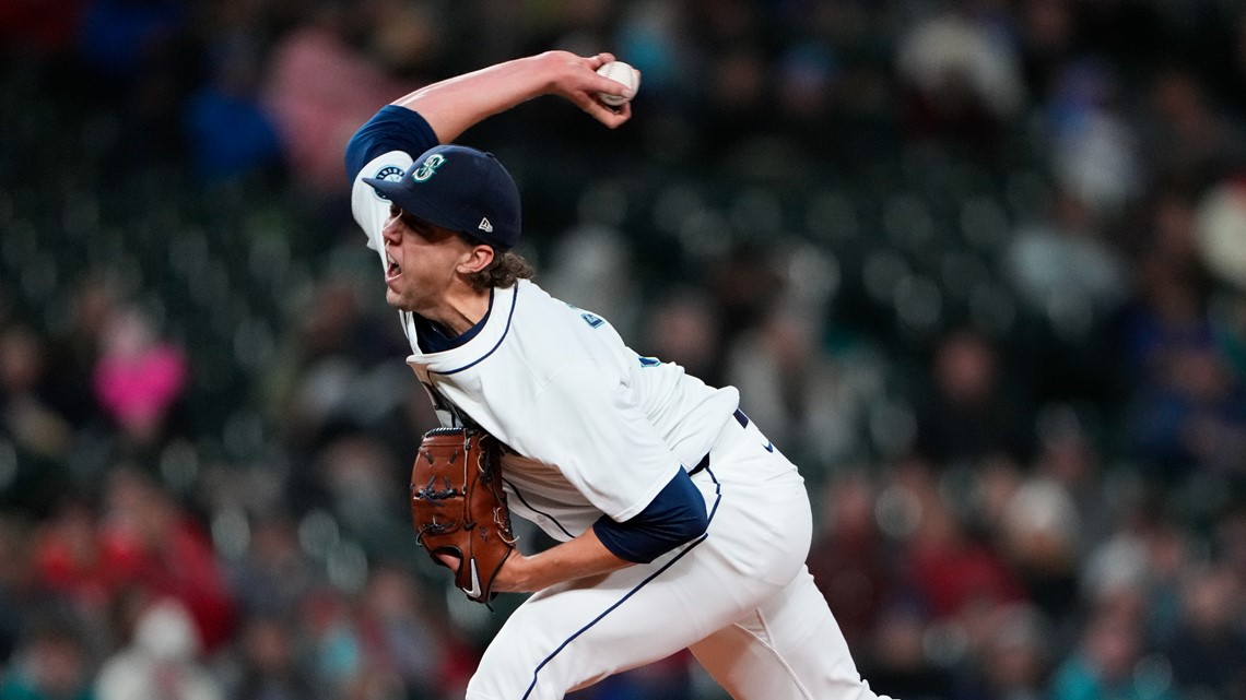 Gilbert dominant on mound and gets help from Rodríguez in the field as ...
