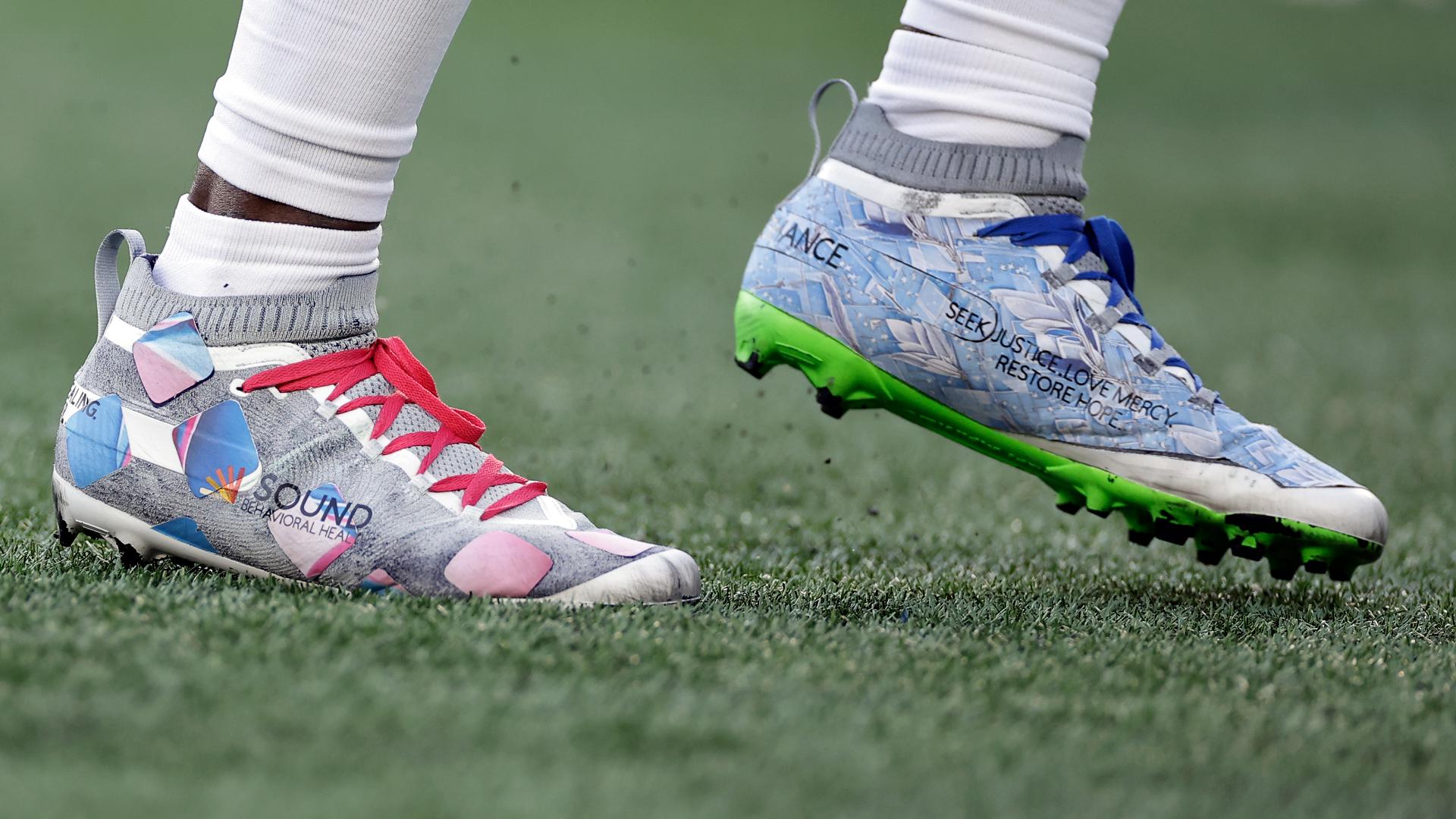 DK Metcalf shines light on mental health services for the deaf, hard-of ...