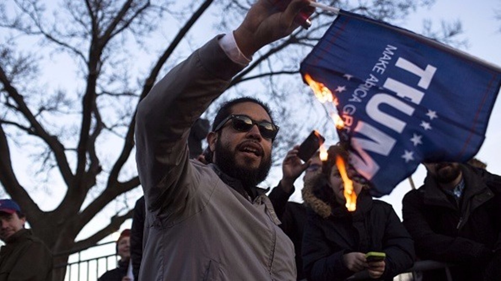 Trump: I'm not responsible for violence at rallies | kgw.com