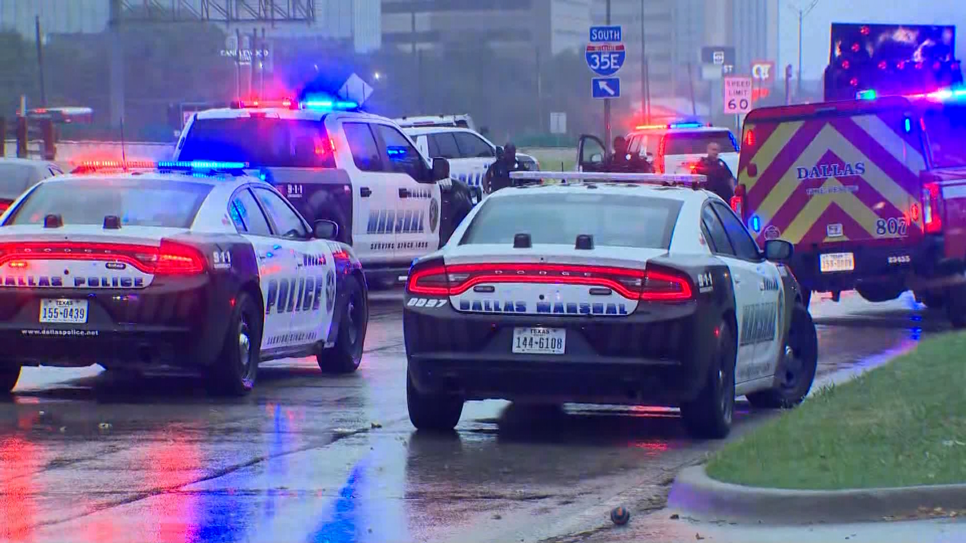 2 detainees killed at Dallas immigration detention facility, shooter ...