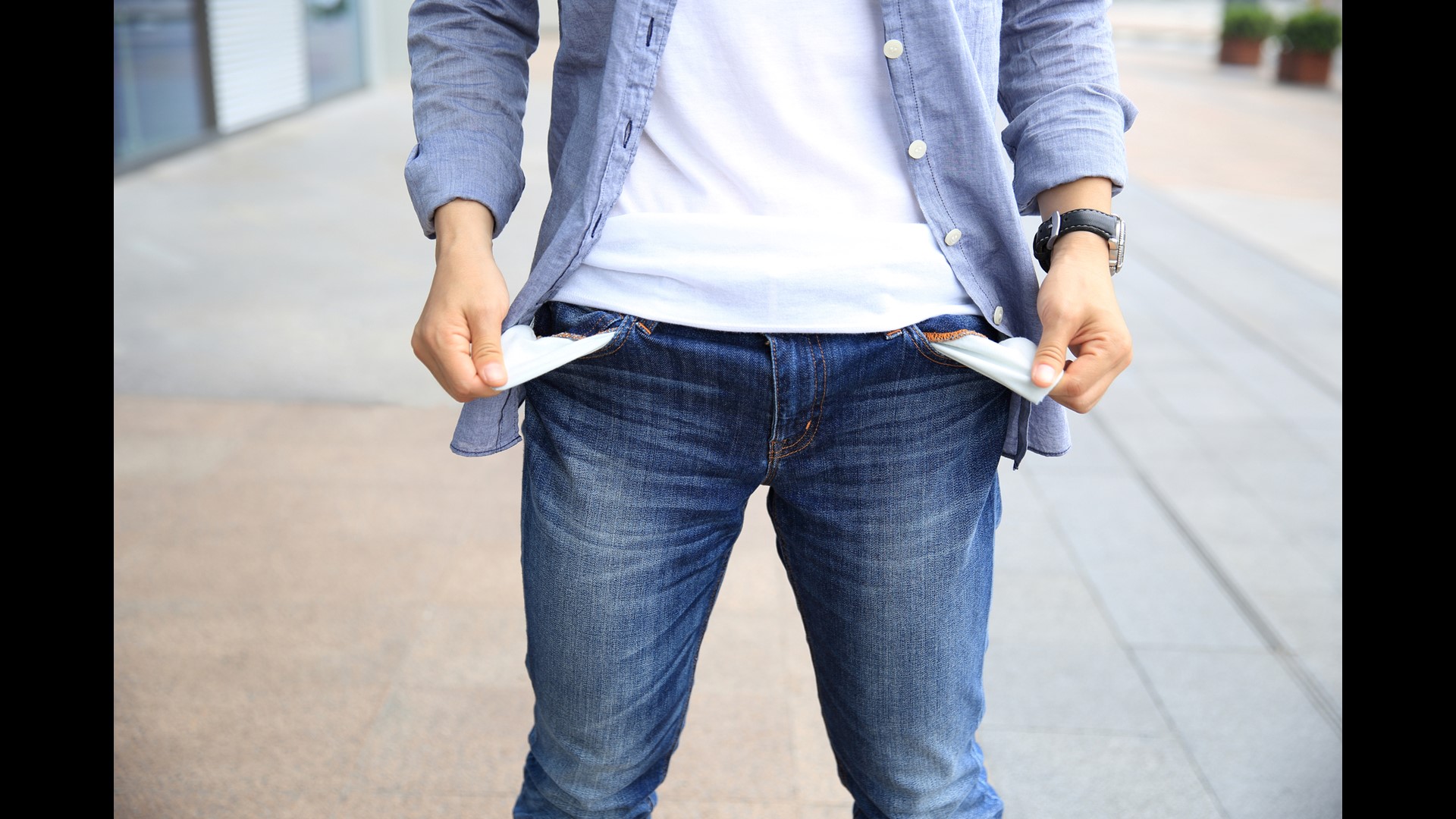 The 4 worst ways students lose money in college | kgw.com