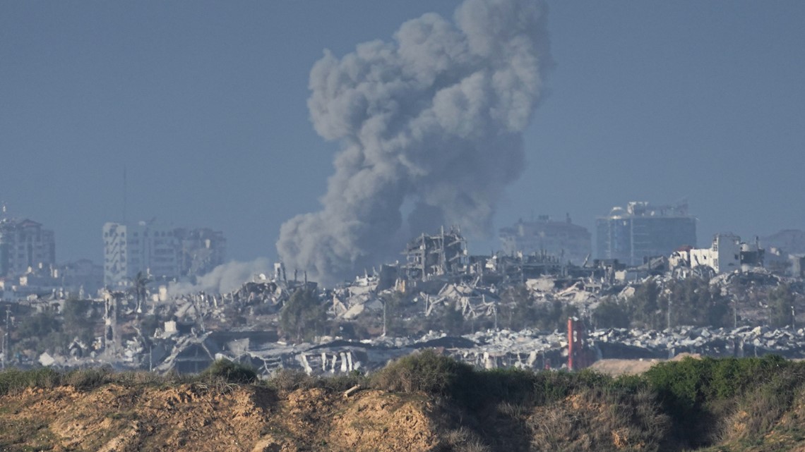 Dozens killed in central Gaza, in one of war's deadliest strikes | kgw.com