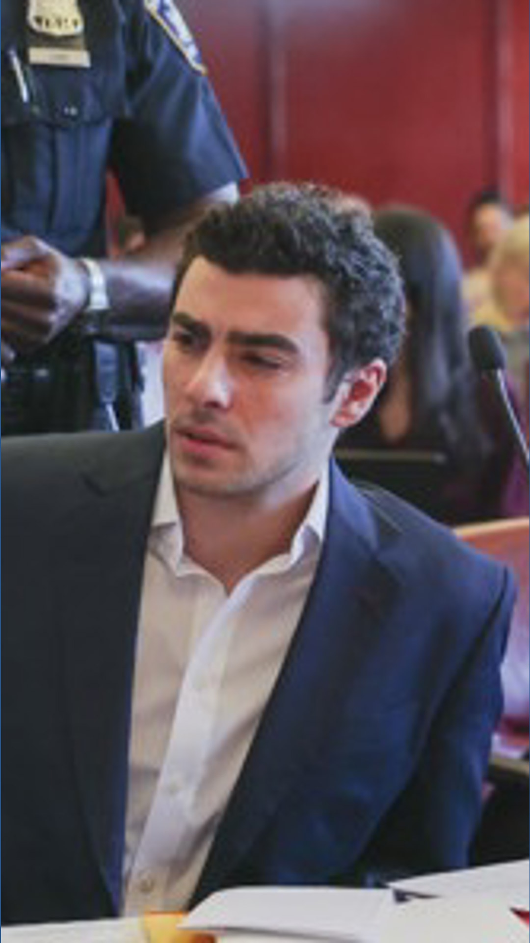 A man impersonating an FBI agent tried to get Luigi Mangione out of ...