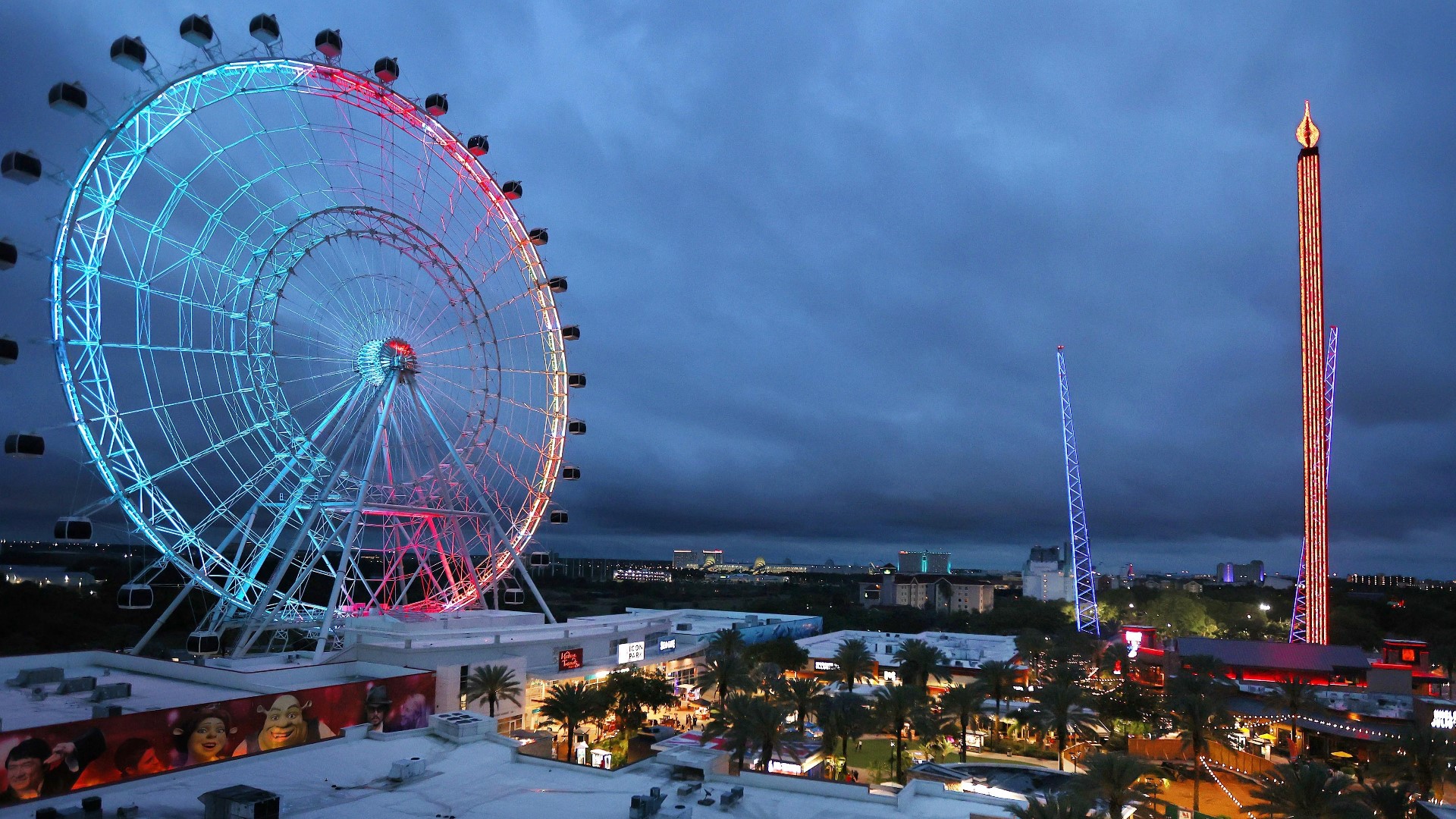 Deputies: Teen dies after falling from Orlando ICON Park ride | kgw.com