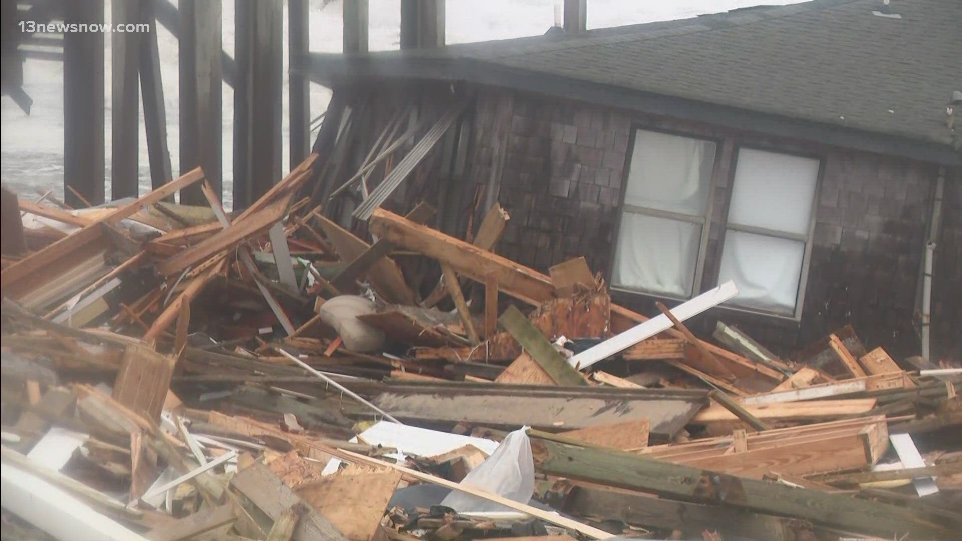Nine houses collapse on North Carolina's Outer Banks | kgw.com