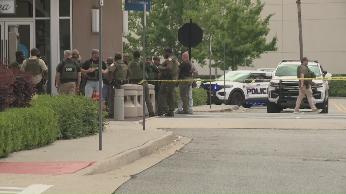 Gov. Landry, police give update after deadly Mall of Louisiana shooting ...